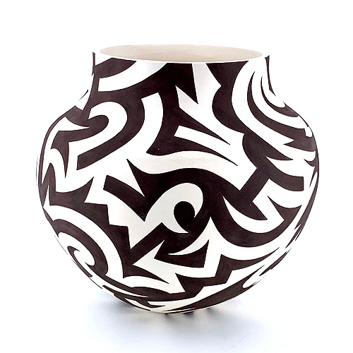 Pueblo Pottery by Eric Lewis (Acoma) - Parrot Clan